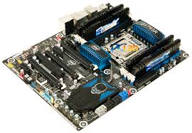 Płyty główne w standardzie ATX, WTX BTX oraz ITX - Płyty główne